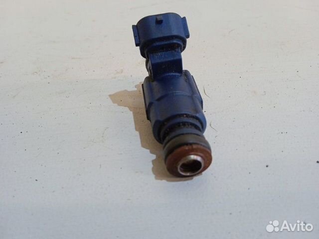 Рампа топливная Peugeot 107 Citroen C1 Aygo 1krfe купить в Москве, цена ...